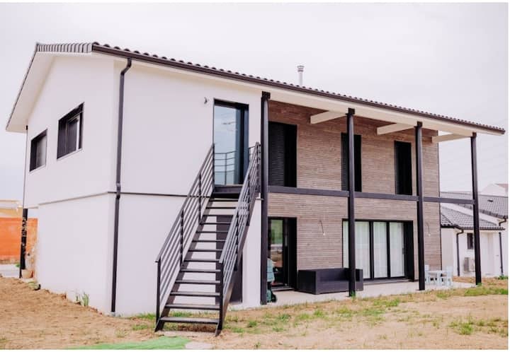 Joli Studio Avec Kitchenette, Sdb 33m2 - Forêt de Bouconne