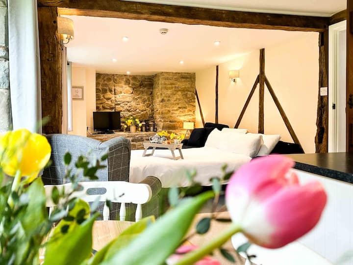 Kite 1 At Lake Cottages At Cwm Chwefru - Wales