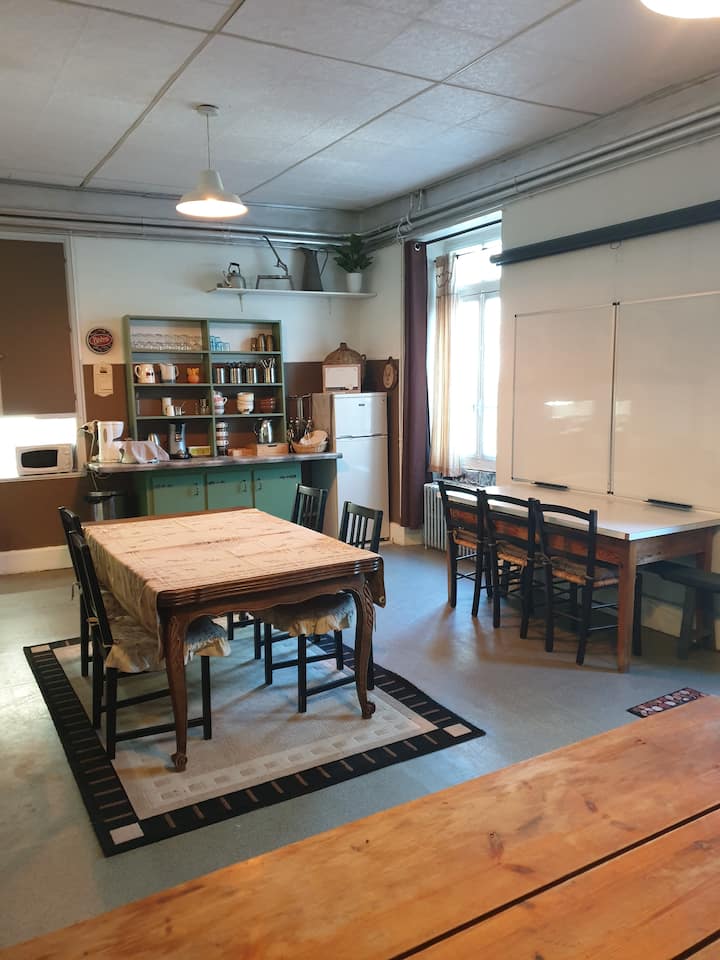 Retour à L'école: Le Mini-dortoir - Cantal