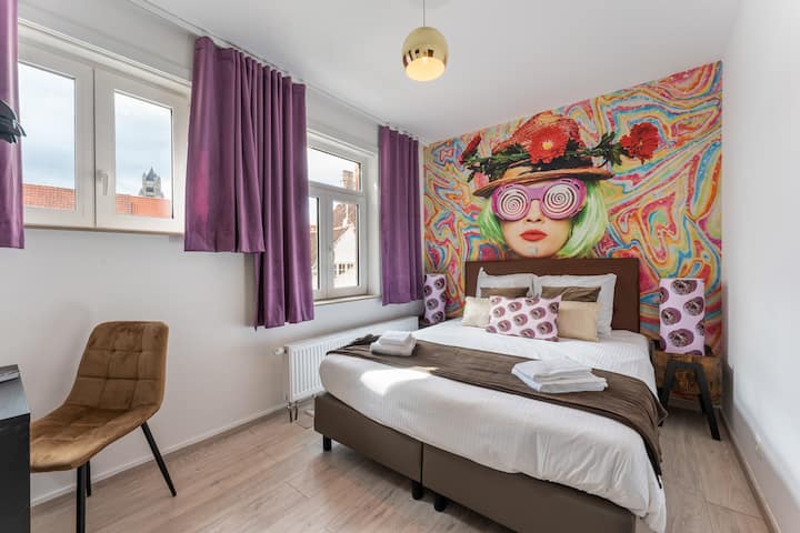 Charlie's Candy Room By Oompa Loompa - Bruges