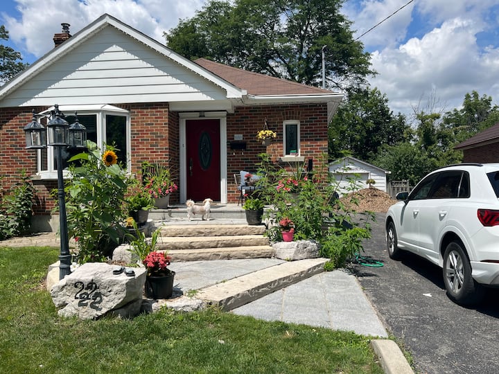 The Rustic Barn | King Bed | Self-contained - Brampton