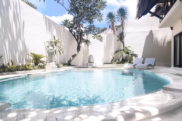 #26 Seminyak Villa. Private Pool. Airport Pickup - 덴파사르