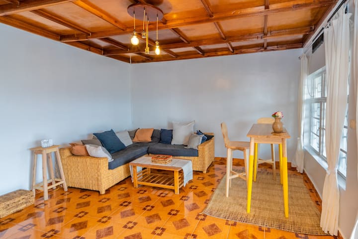 Breezy Rugando Bungalow With Valley View - Room 1 - Rwanda