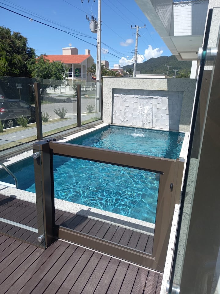 Apto Super Completo C/ óTima Piscina Na áRea Lazer - Governador Celso Ramos