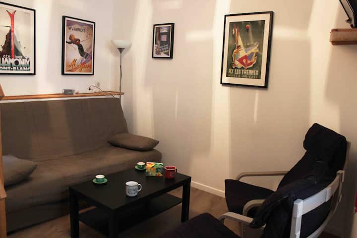 T2 Bis - Plein Centre - Rue Calme - Ascenseur - Ax-les-Thermes