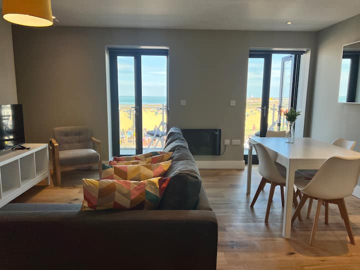 Margate | Seaside Haven | Terraces | Sleeps 4 - Margate