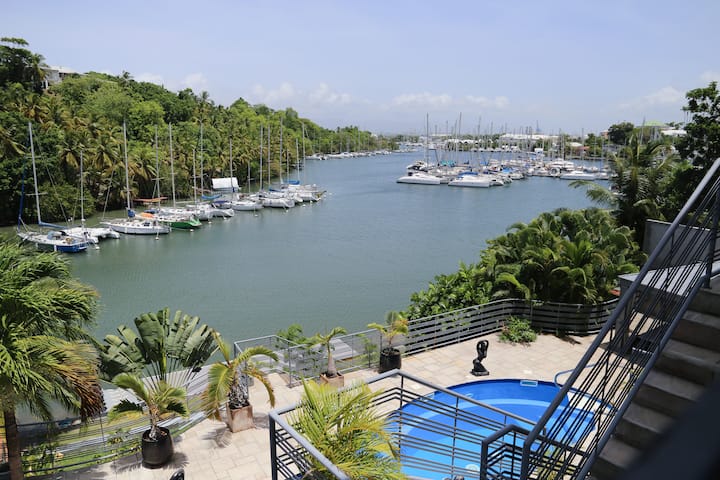 Villa ÉVasion, Piscine Jacuzzi Et Ponton Privé - Guadeloupe
