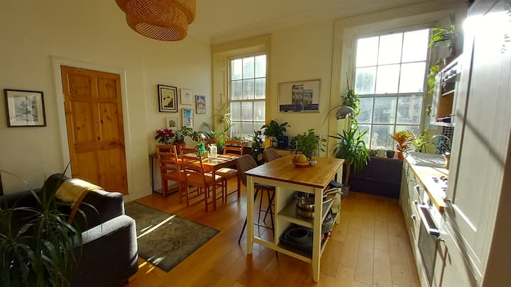 Stylish Flat At The Shore, Leith - Edinburgh