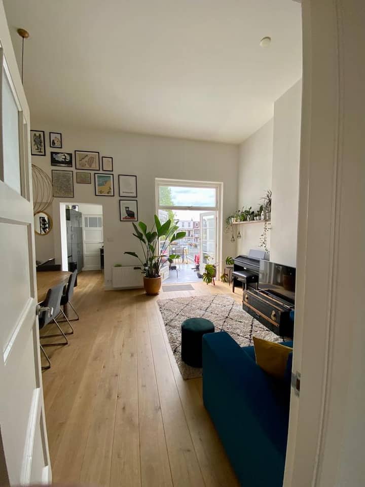 Sfeervol Appartement In Hip Amsterdam Oost - Ámsterdam