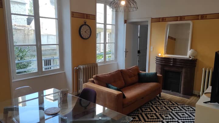 Belle Maison Avec Cours Intérieure - Valognes