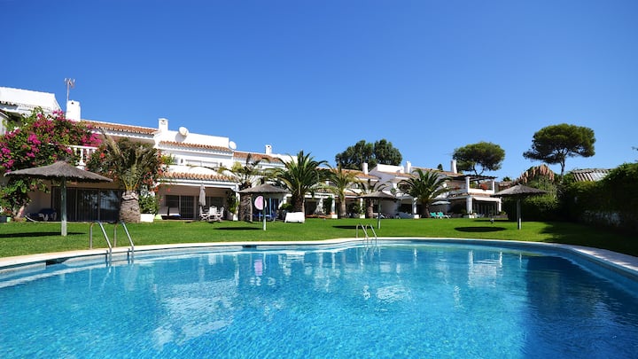 Holiday Home 50 M From The Beach* - Marbella