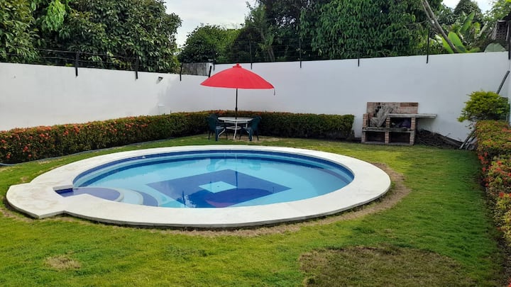Confortable Casa Con Piscina, Cerca De Todo. - Mariquita
