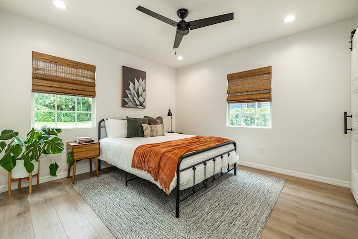 Clean & Centrally Located. Family•ev•pet Friendly - Tampa, FL