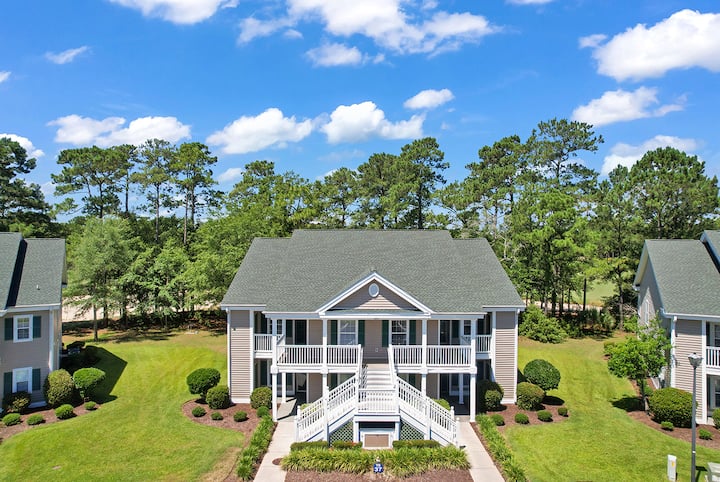 Stunning 3 Bedroom 2 Bath Condo With Pool!! - Pawleys Island, SC