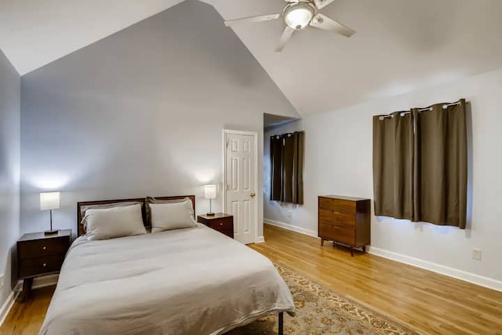 Modest 3/2 Home Away From Home In Mechanicsville - Atlanta, GA