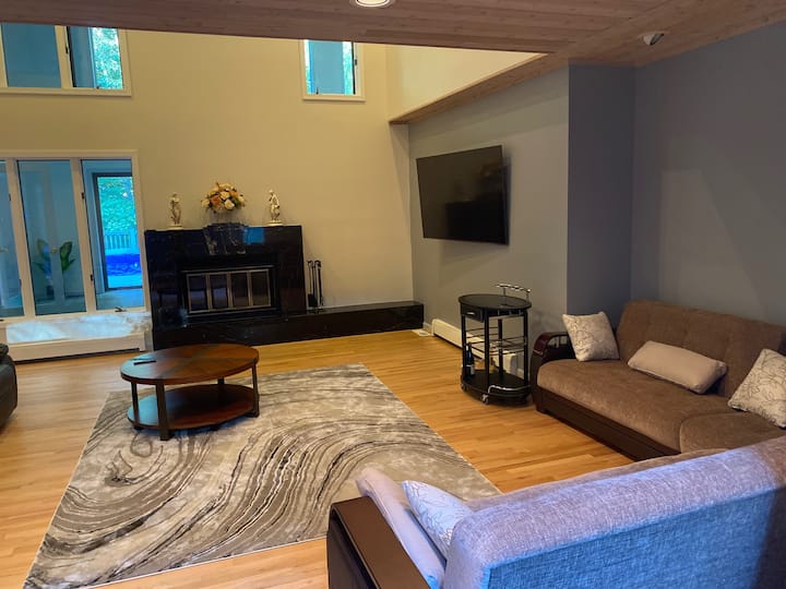 Spacious 4-bed,heat Swim Pool, Jaccuzzi, Fire Pt. - Woodstock, NY