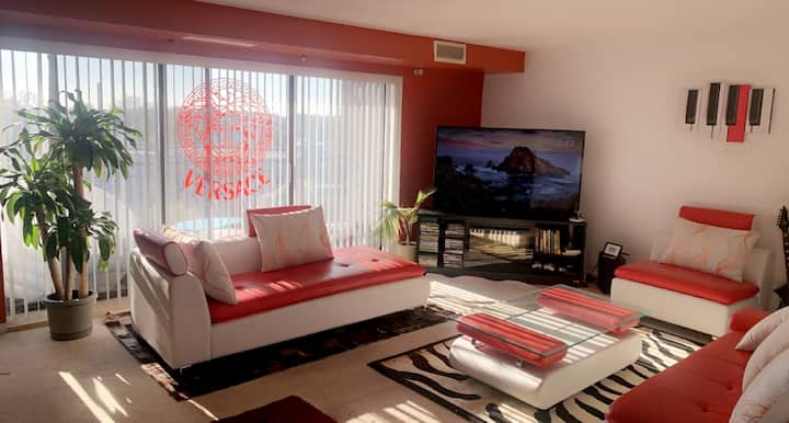 Spacious 2br 2ba Condo W/balcony! - Southfield, MI