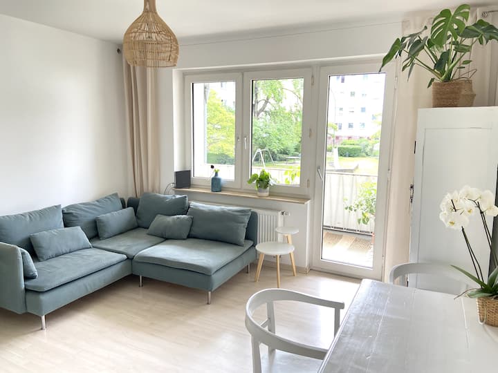 Schöne, Zentrale Und Ruhige 3-zimmer-wohnung - Düsseldorf