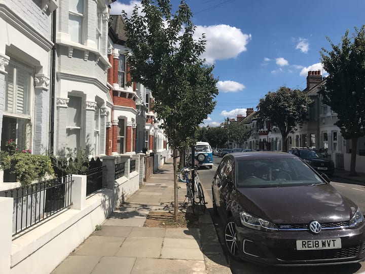 Lovely 2 Bed Patio Flat In Fulham - Fulham