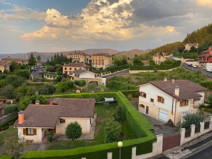 Precioso áTico Duplex Con Vistas A 1km De Ezcaray - Ezcaray