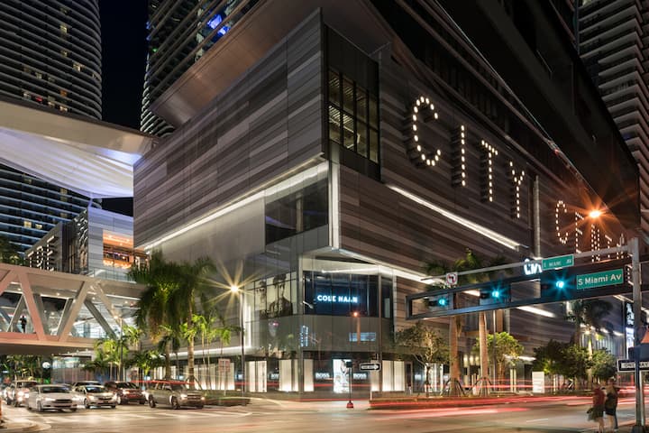 Chic And Luxury Apt In The Heart Of Brickell Miami - Miami
