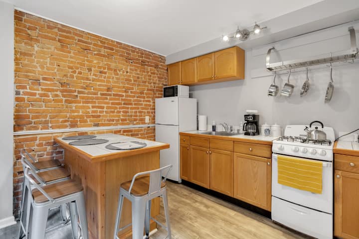 Allentown Sound Sleeper - Buffalo, NY