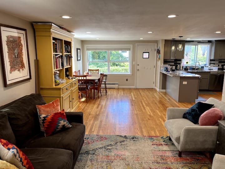 Spacious Family Friendly Single-family Home In Jp - Boston, MA