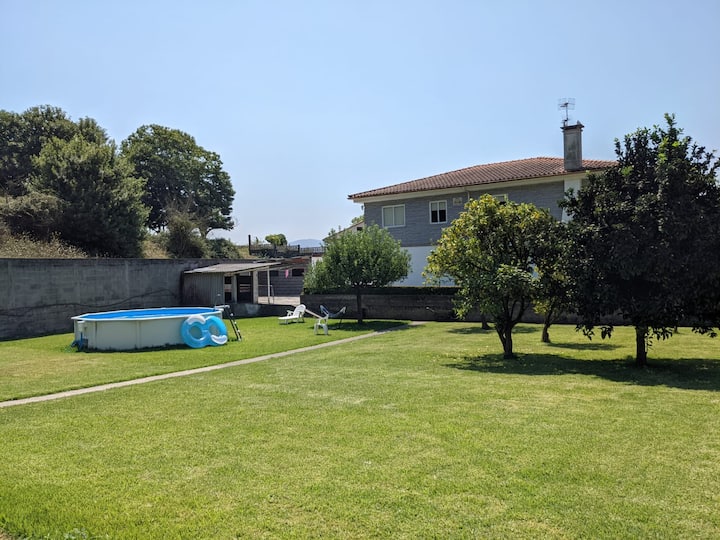 Casa A 1km Del Centro De Nigrán - Vigo