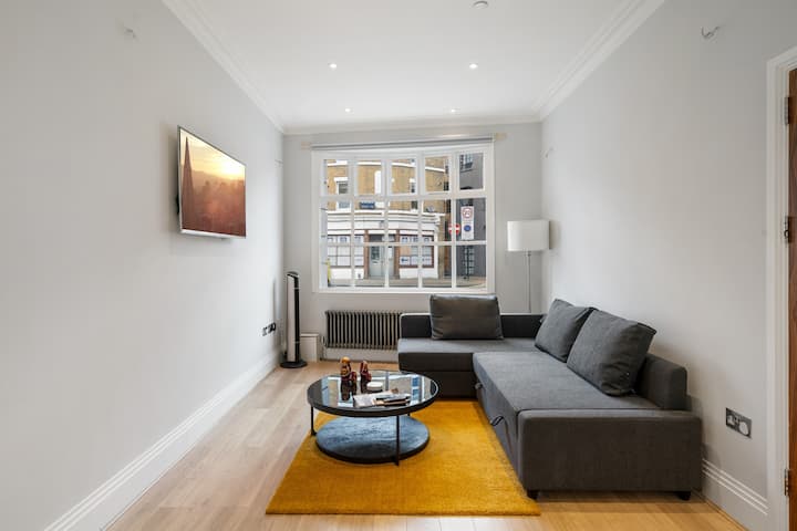 Modern Townhouse With Cinema Room In London Se1 - Greenwich