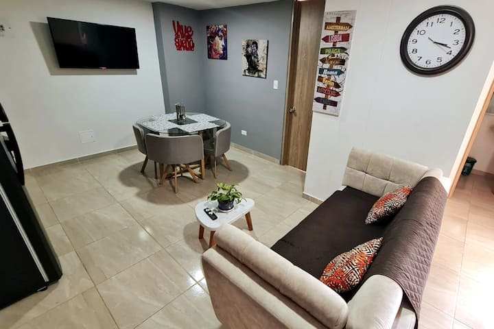 Hermoso Apartamento Entero  - Parqueadero - Pino - Ibagué