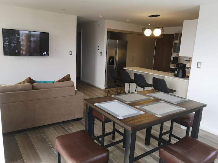 Super Apartamento En Zona 10, Ciudad De Guatemala - Guatemala City