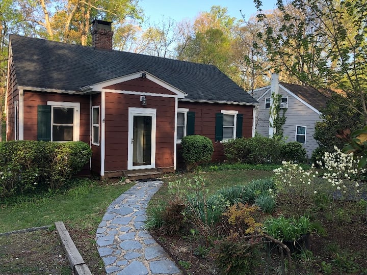 Cheerful 2-bedrooms Home In Uva Neighborhood. - Charlottesville, VA