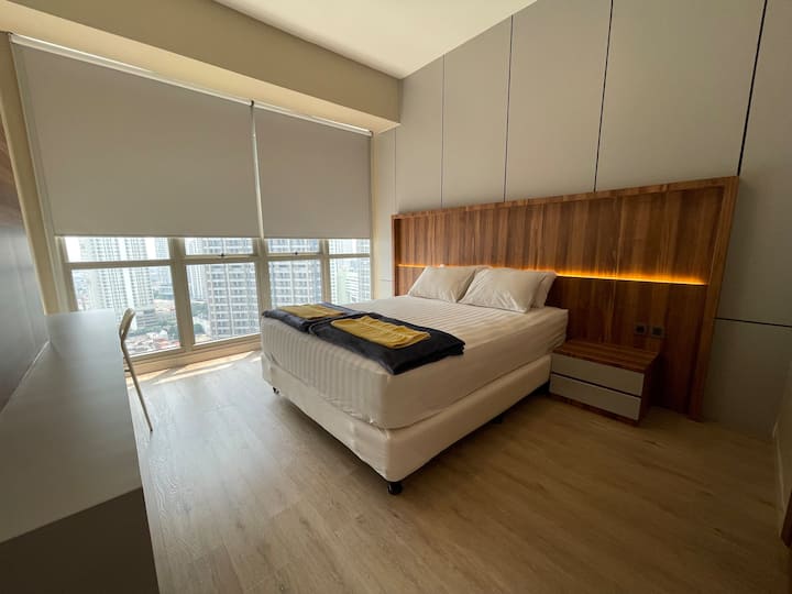 3br Luxurious Spacious Homey Apartment 153m2 - Jakarta