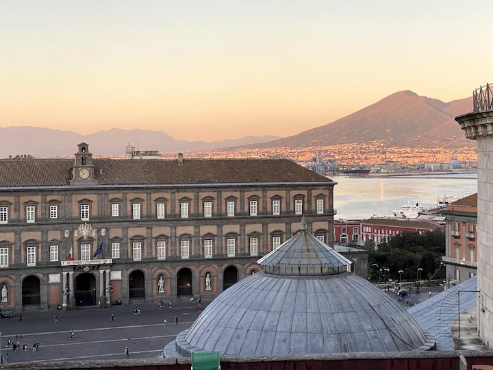 Regione Re A Bright & Cosy House. Great View - Naples
