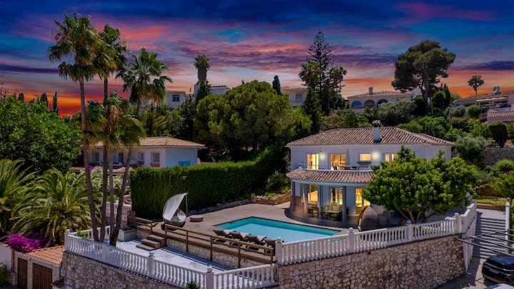 Modern Completely Refurbished Villa Near La Cala - Calahonda