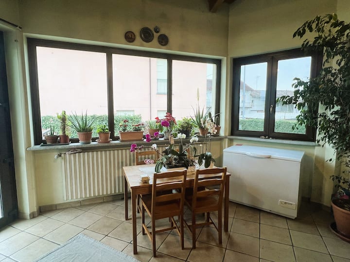 Une Accueillante Maison De Famille - Bra