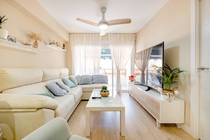 Habitación Privada De 2camas En Piso Reformado - Málaga