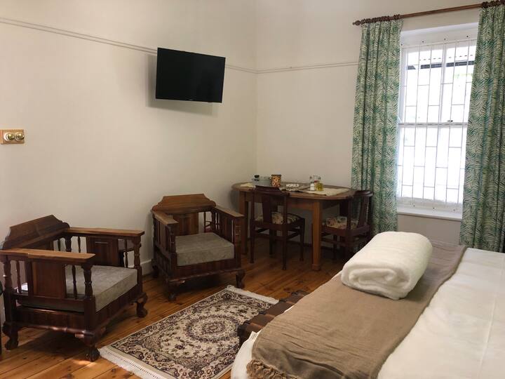 Die Dorpshuis Graaff Reinet Self-catering Unit 2 - Graaff-Reinet