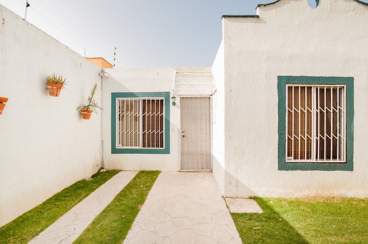 House 1min From Zh Bridge, Near Park Cun & Airport - Cancún