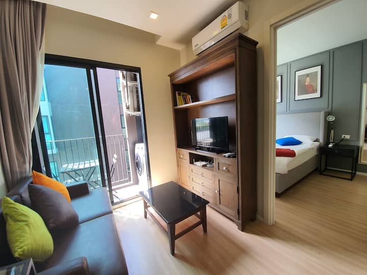 Best Dlux Condo W/kitchen Center 715 - Phuket