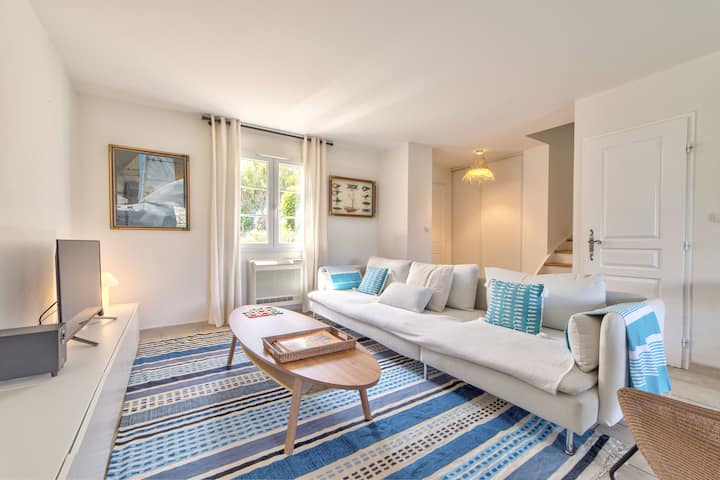 Charming Villa In The Golf Of Saint Tropez - Ramatuelle