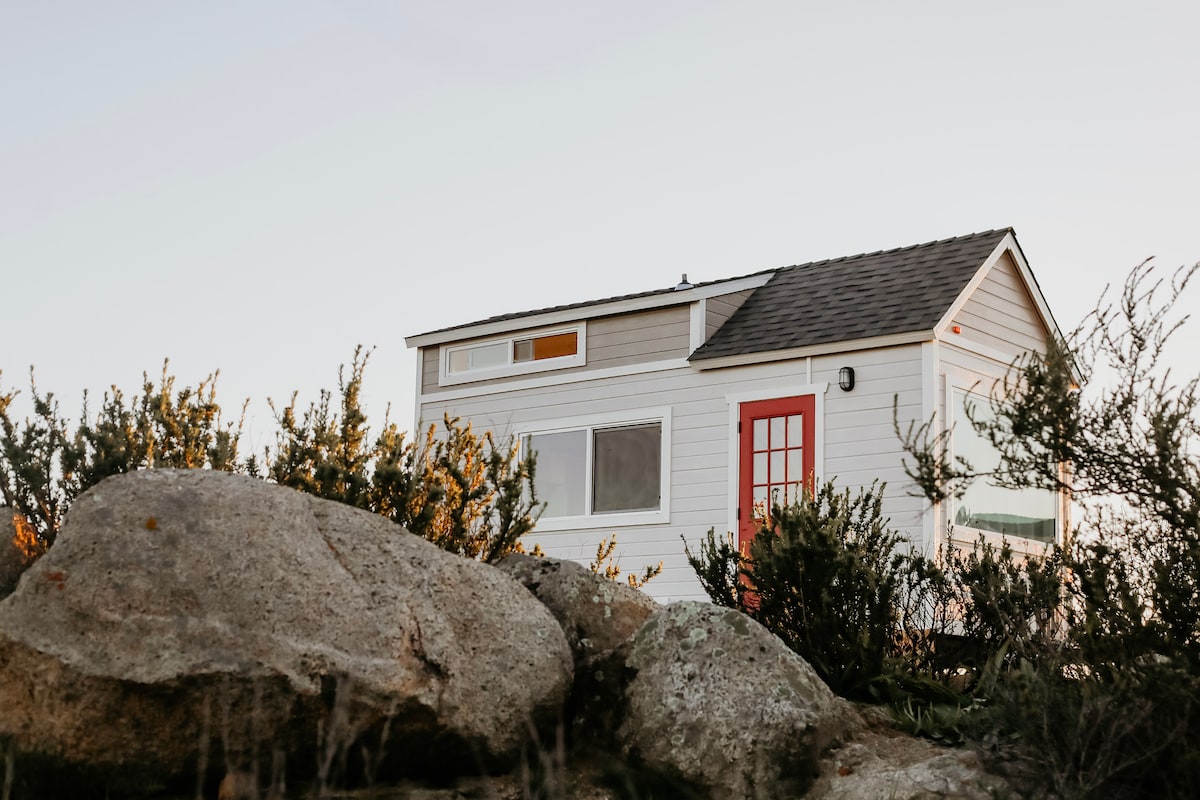 Tiny Home in Temecula Wine Country: Sunrise View - Tiny houses for Rent ...