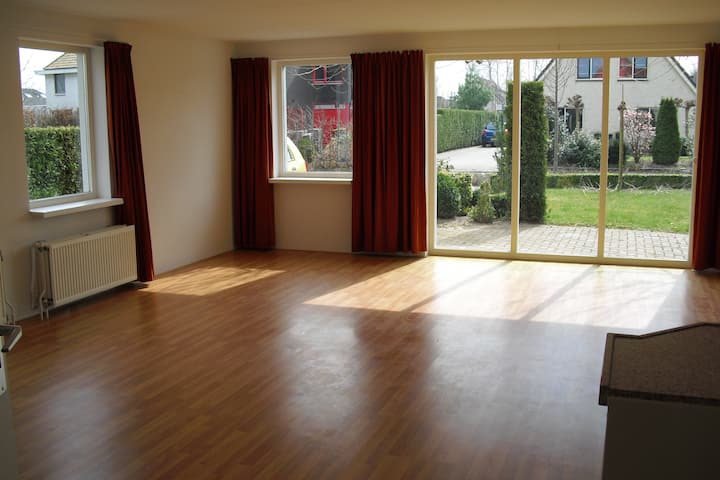Private Apartment 85 M2 In Villa. - Lelystad