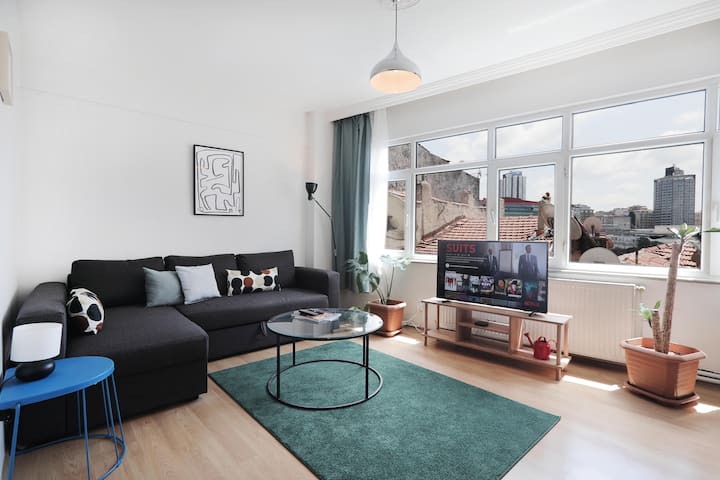 Quiet Street, Nice Beyoğlu Apartment - Fatih