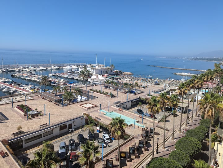 Waterfront In Heart Of Paseo Maritimo - Marbella! - Marbella