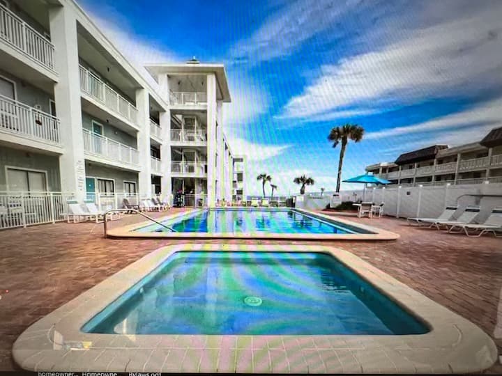 Beachy Retreat - 1 Bedroom Condo, #103 - New Smyrna Beach, FL