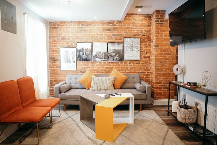 Cozy Modern Micro Apt In The Heart Of Fells Point! - Baltimore, MD