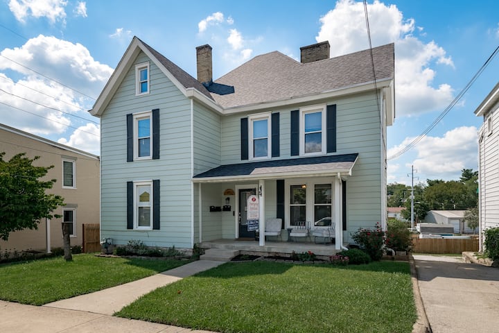 Modern Spacious 2 Bedroom With 5 Star Bathroom - Georgetown, KY