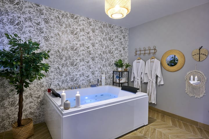 * Spa, Love & Relax * Appt Avec Jacuzzi Privatif - Périgueux