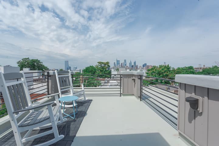 Lux Home W Roof Deck & Skyline Views - Philadelphia County, PA